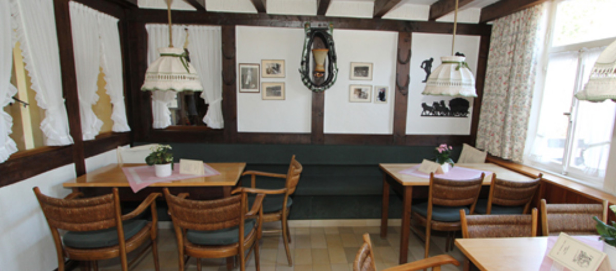 Willkommen im Hotel Gasthaus Tröster im kleinen Ortsteil Jagdhaus